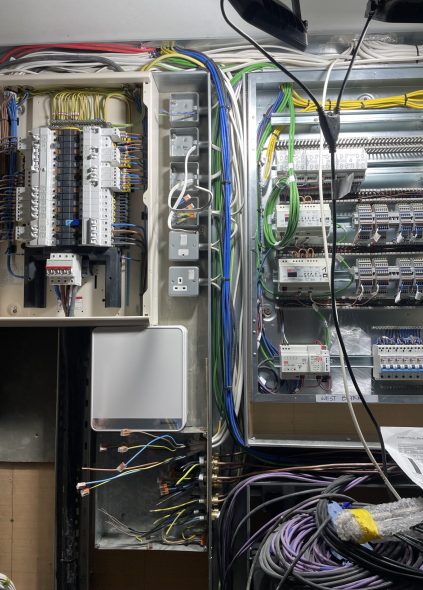 Fulham Electrician - Fully Insured & Qualified. JIB Gold Card